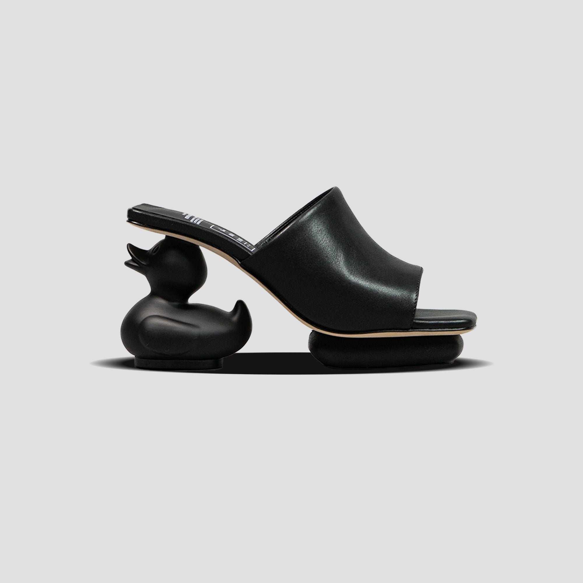MIHARA YASUHIRO - DUCK HEEL SANDALS